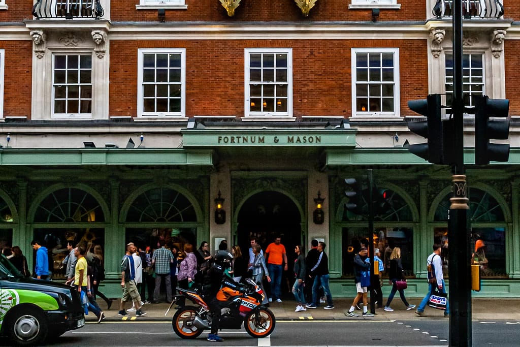 Fortnum & Mason - Warenhaus in London - Tellerrand-Stories