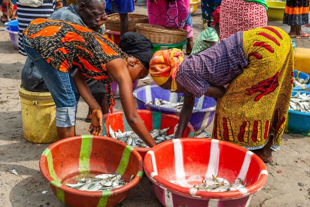 Vibrant markets in West Africa - Tellerrand-Stories in English