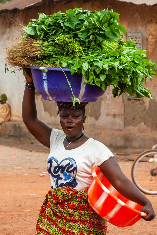 Vibrant markets in West Africa - Tellerrand-Stories in English